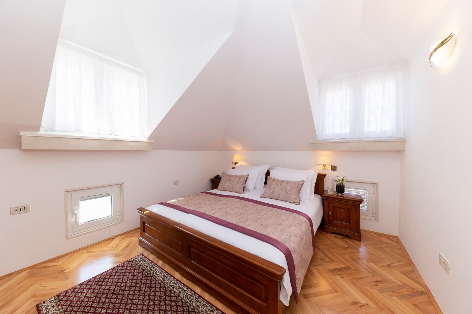 Deluxe dvokrevetna soba s terasom ŠILO @ Heritage Hotel Tisno